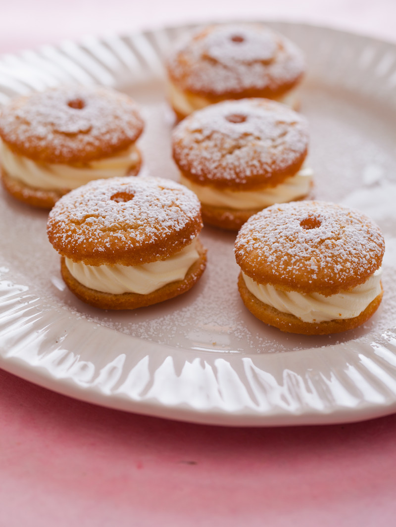 Cream Puff Doughnuts Doughnut Recipe Spoon Fork Bacon