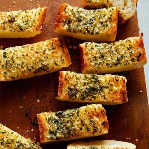 Garlic Bread Recipe - Spoon Fork Bacon