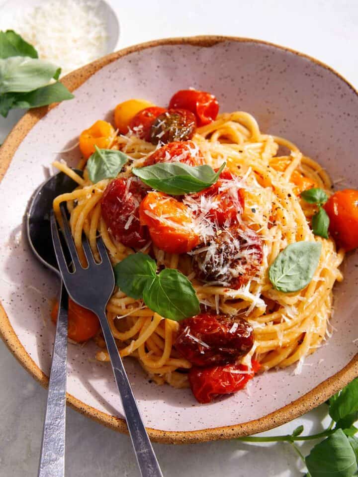 Butter Roasted Cherry Tomato Pasta