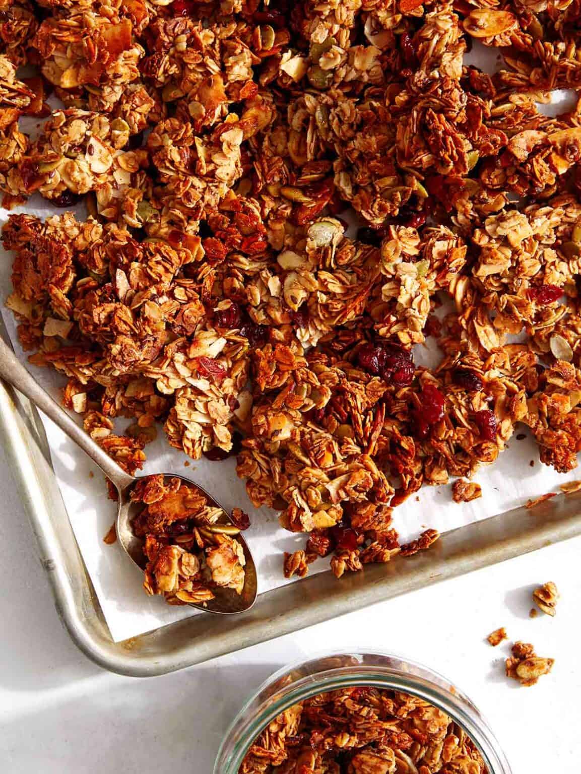 Homemade Granola - Spoon Fork Bacon