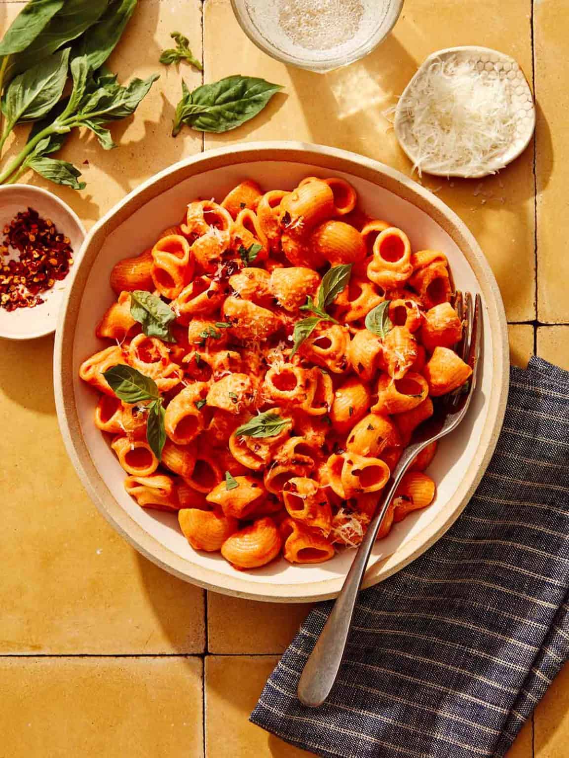 Spicy Rigatoni Recipe (Carbone Copycat) - Spoon Fork Bacon